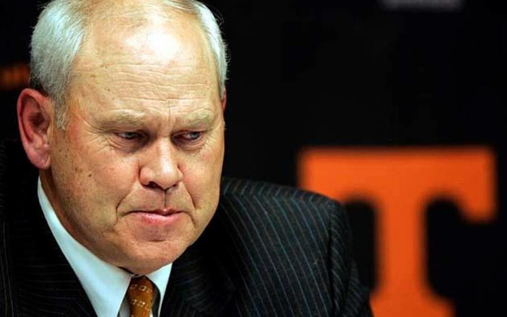 Tennessee will reportedly name ex-Vols coach Phillip Fulmer new AD